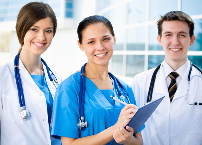 5 Tugas Utama Seorang Perawat yang Wajib Kamu Tahu